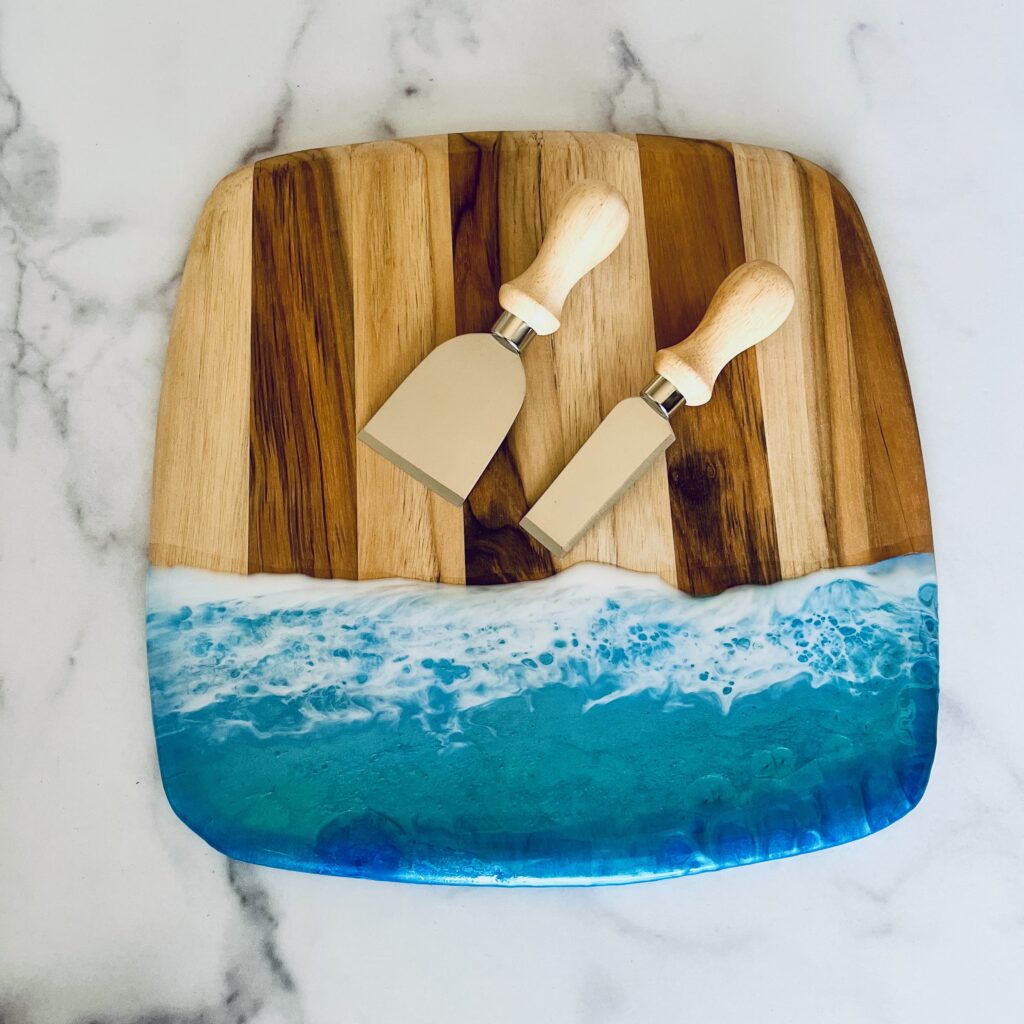 The Lone Pear | Ocean Resin Board DIY - The Lone Pear