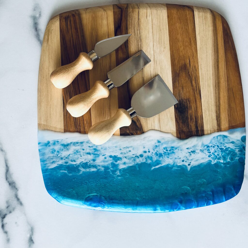The Lone Pear | Ocean Resin Board DIY - The Lone Pear